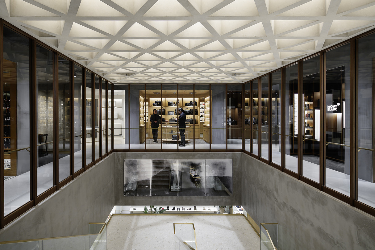 UNITED ARROWS ROPPONGI HILLS | Wonderwall