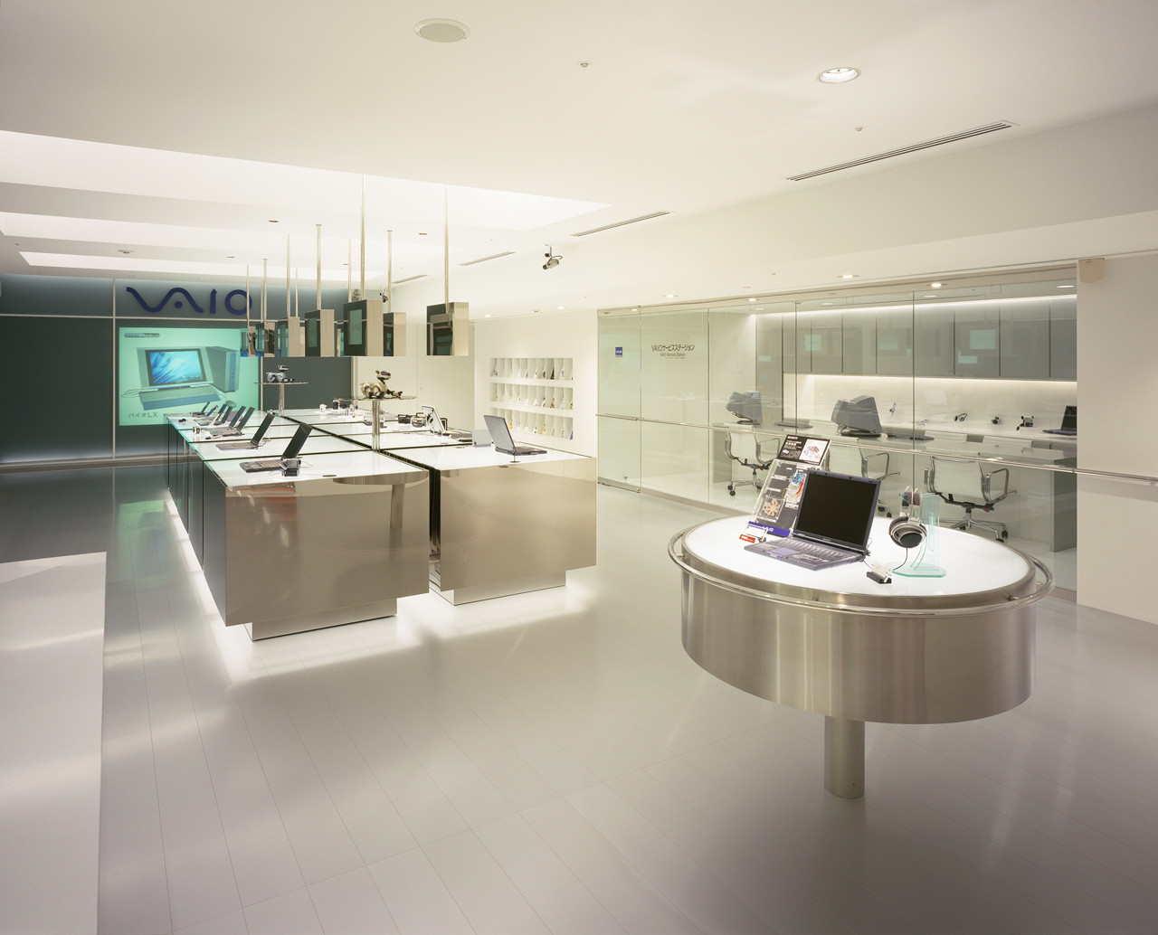 SONY TOWER SHOW ROOM | Wonderwall