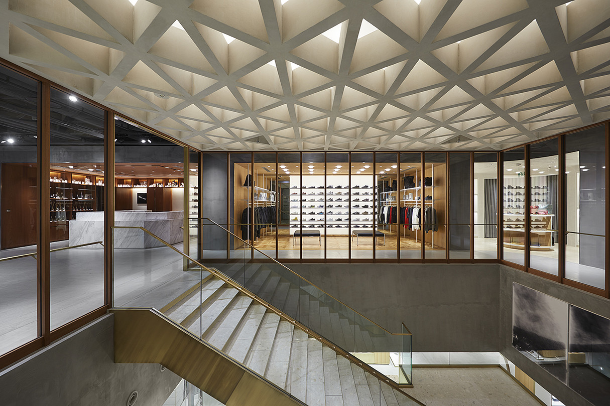 UNITED ARROWS ROPPONGI HILLS | Wonderwall