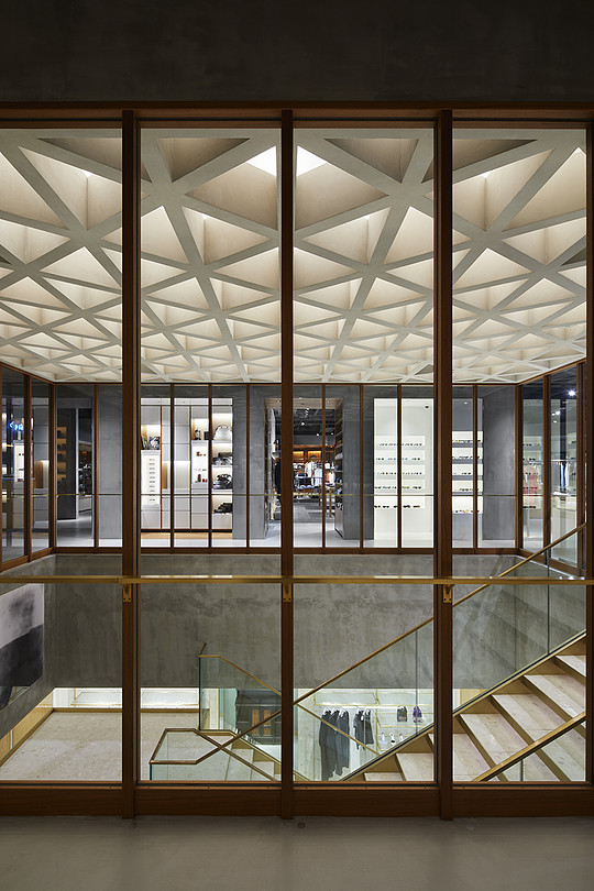 UNITED ARROWS ROPPONGI HILLS | Wonderwall